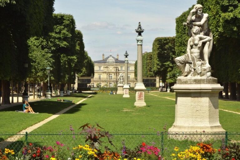 Parks, Gardens, and (Green) Squares in Paris - Misadventures with Andi